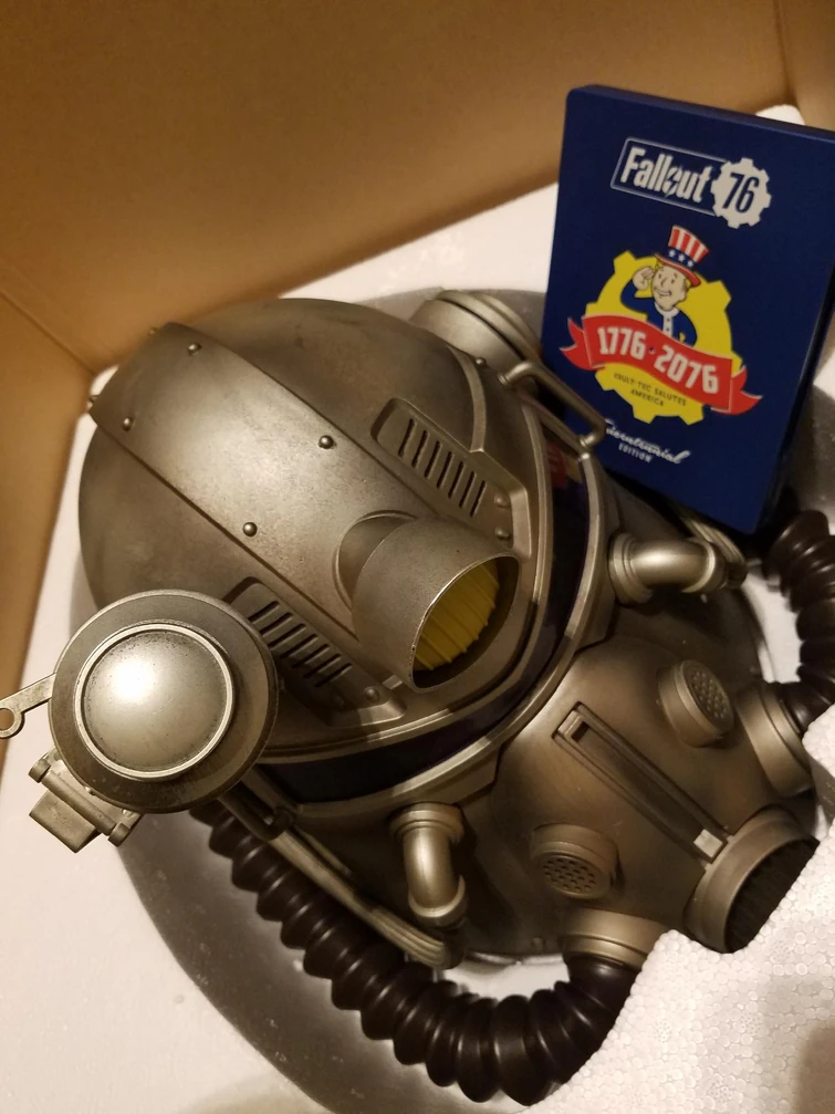 The Review: Fallout 76 Power Armor Edition | Fandom