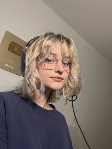 Thinking of drawing nihachu realistically again, you guys get to pick ...