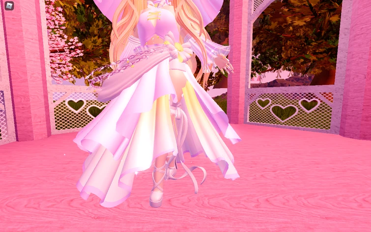 Discuss Everything About Royale High Wiki | Fandom