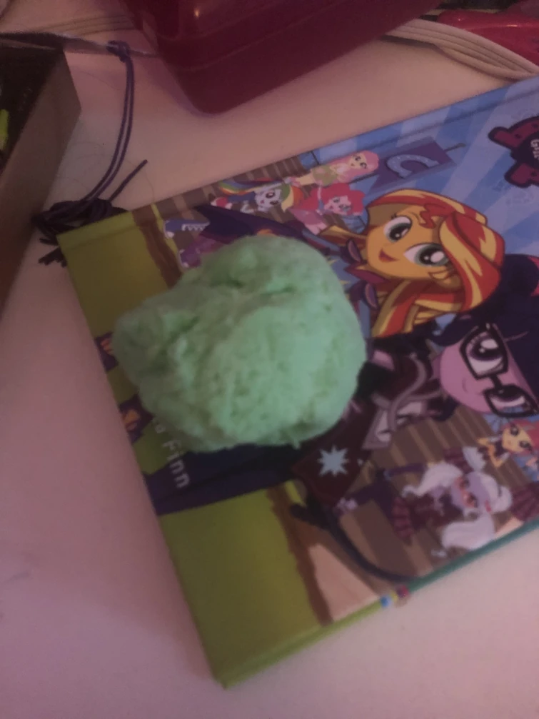 What if Lana had a booger as big as this? | Fandom