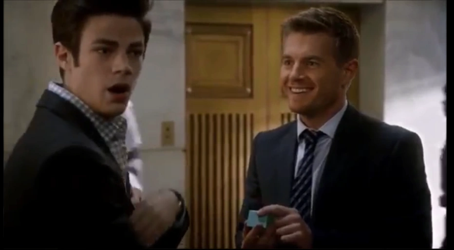 Arrowverse caption (Caption this) | Fandom