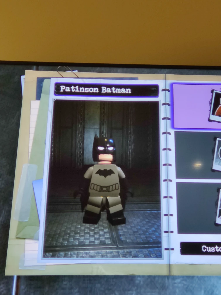 I built all versions of all 9 actors who ever played Batman in Lego DC ...