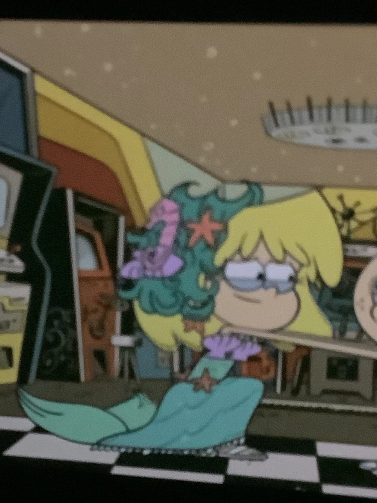 Lori loud wearing a mermaid dress | Fandom