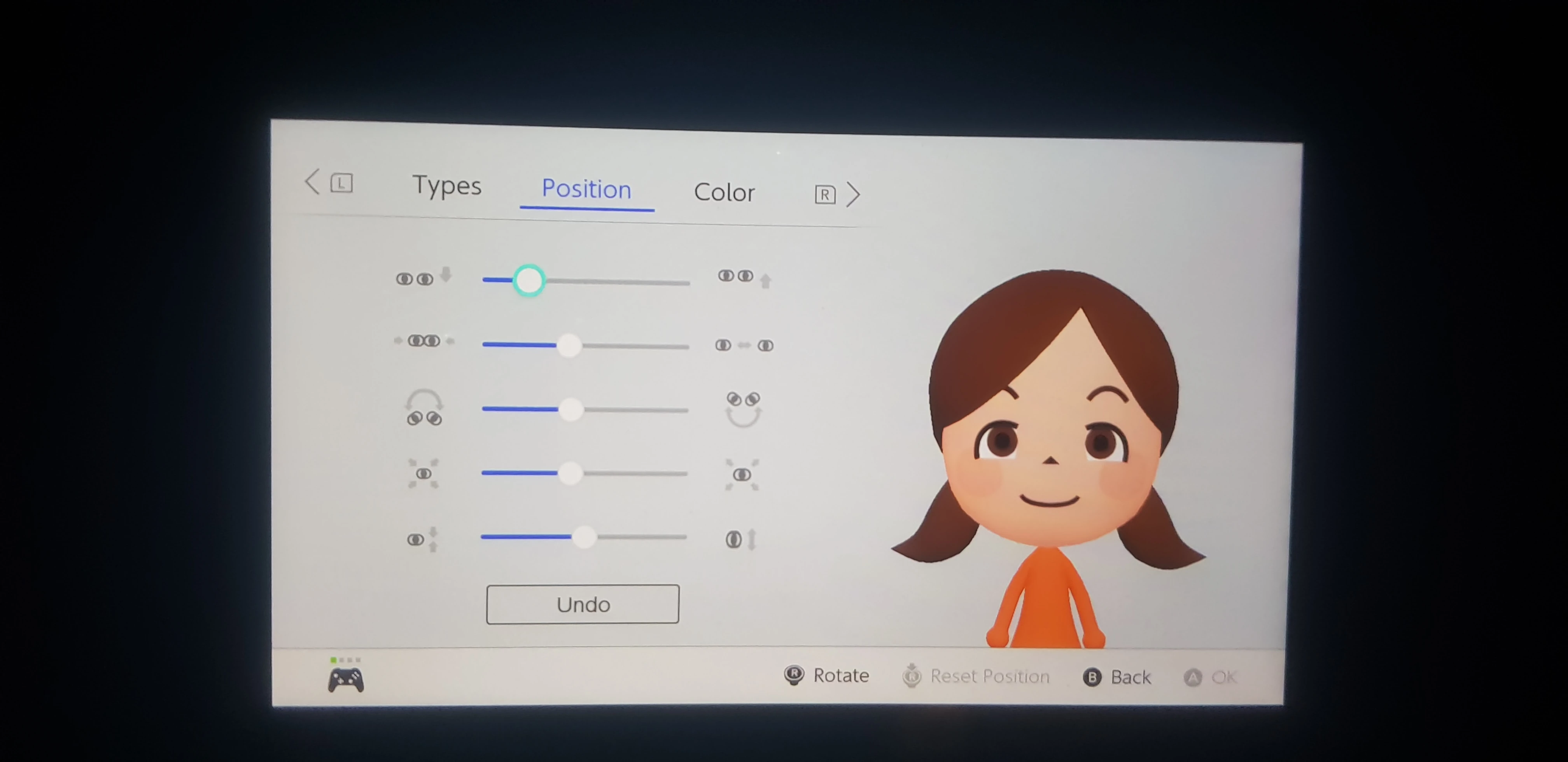 Nana with an experimental eye design! How can you describe the design ...