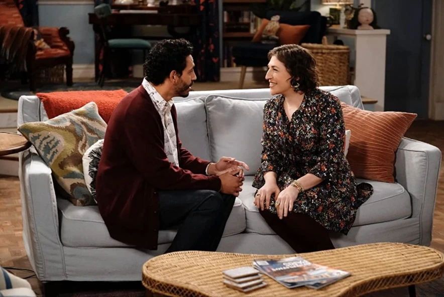 First Date | Call Me Kat Wiki | Fandom