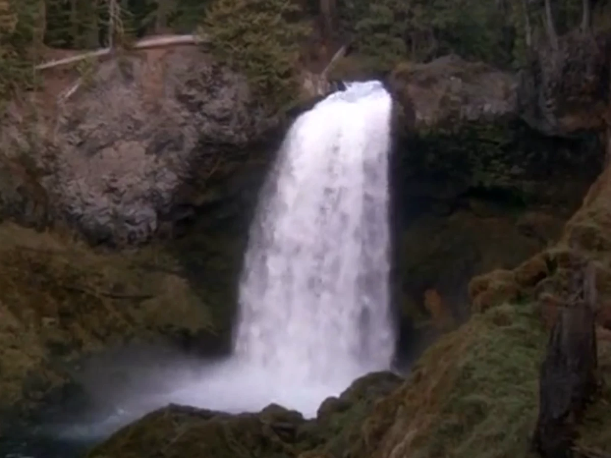 Waterfall sequences | Cameos Wiki | Fandom