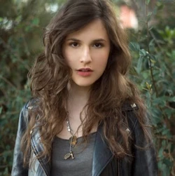 Archived:Kayleigh Saunders | Camp Jupiter Role-Play Wiki | Fandom