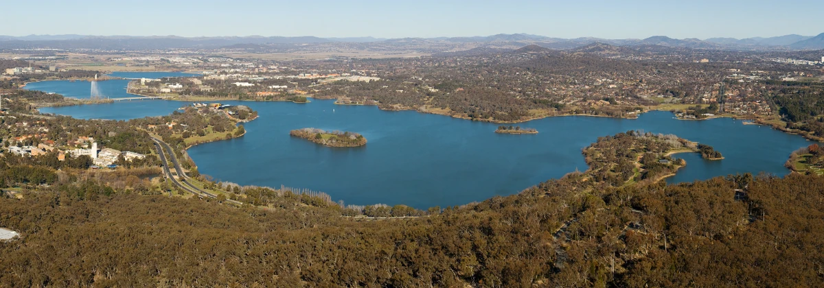 Lake Burley Griffin | Canberra Wiki | Fandom