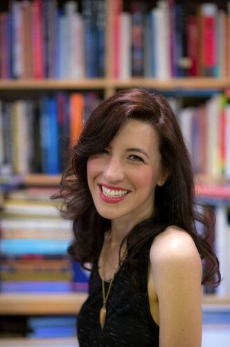 Stephanie Garber | Caraval Wiki | Fandom