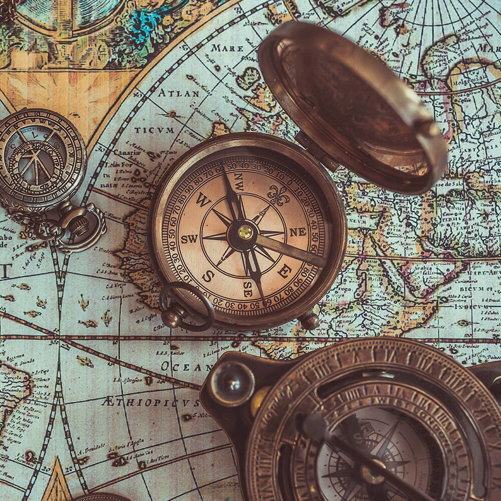 Compass | Cards, the Universe and Everything Wiki | Fandom