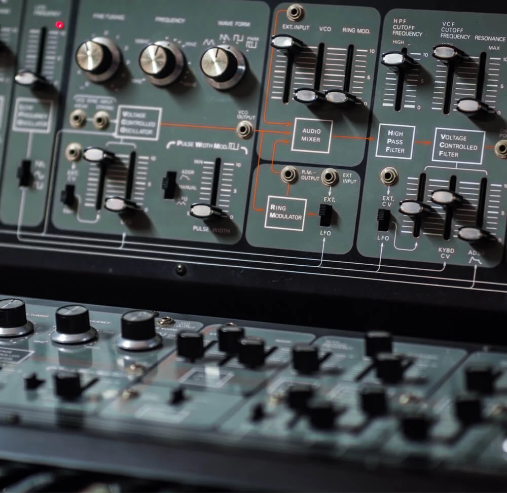 Modular Synthesizer | Cards, the Universe and Everything Wiki | Fandom