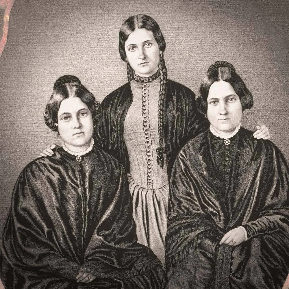 The Fox Sisters | Cards, the Universe and Everything Wiki | Fandom