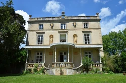 Hassel House | Country Wiki | Fandom