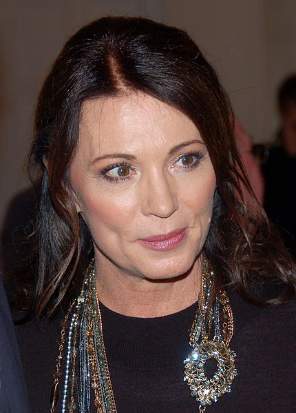 Angela Miller | Country Wiki | Fandom