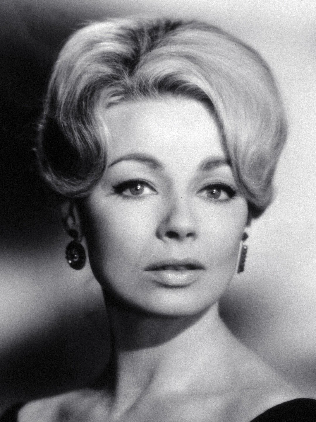 Dany Robin | Carry On Wiki | Fandom