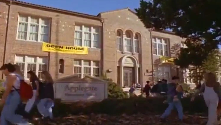 Applegate Elementary School | Casper the Friendly Ghost Wiki | Fandom