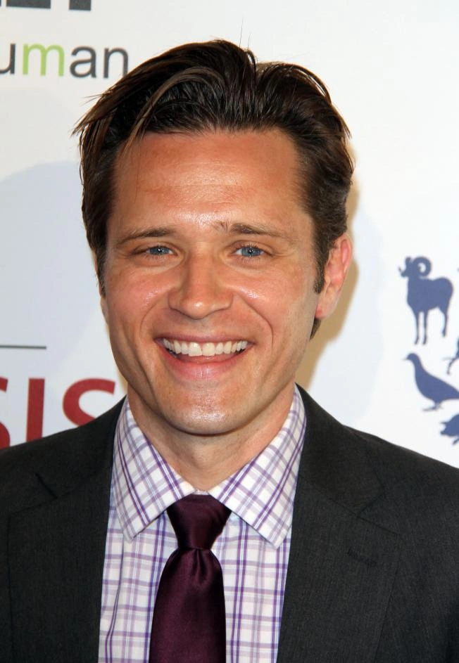 Seamus Dever | Wiki Castle | Fandom