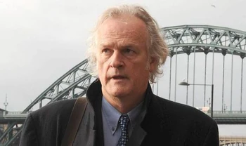 Clive Mantle | Holby Wiki - Casualty and Holby City | Fandom