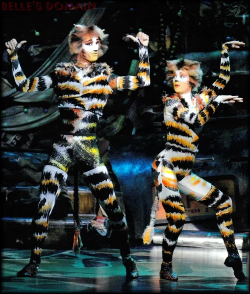 Mungojerrie and Rumpleteazer/Dutch | 'Cats' Musical Wiki | Fandom