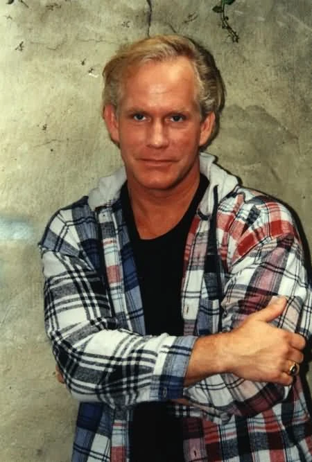 Steve Barton | 'Cats' Musical Wiki | Fandom