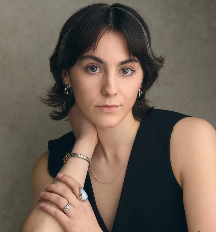 Issy Moore | 'Cats' Musical Wiki | Fandom