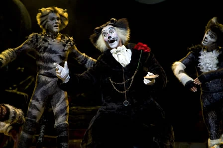 Bustopher Jones (song)/Portuguese | 'Cats' Musical Wiki | Fandom