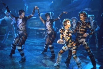 The Song of the Jellicles | 'Cats' Musical Wiki | Fandom