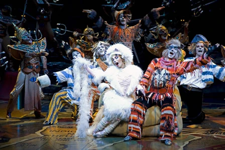 Growltiger's Last Stand/Portuguese | 'Cats' Musical Wiki | Fandom