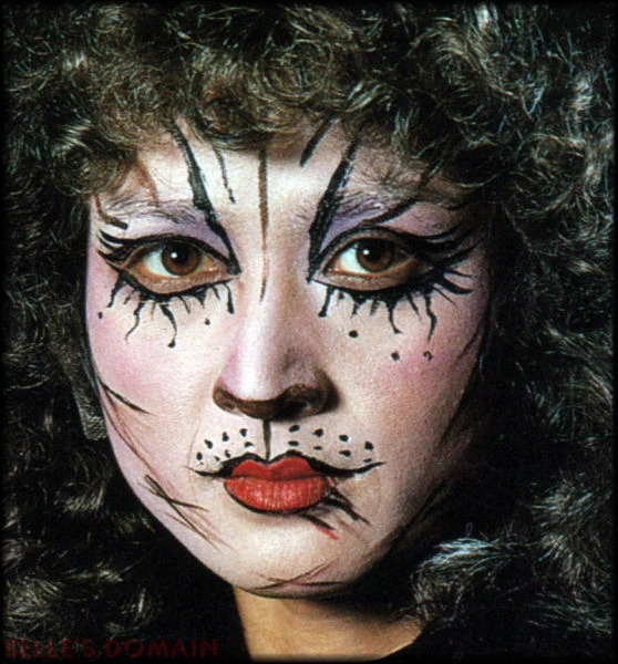 Akiko Kuno | 'Cats' Musical Wiki | Fandom