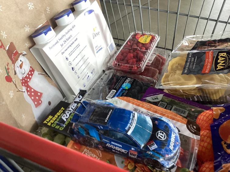 went shopping ig | Fandom