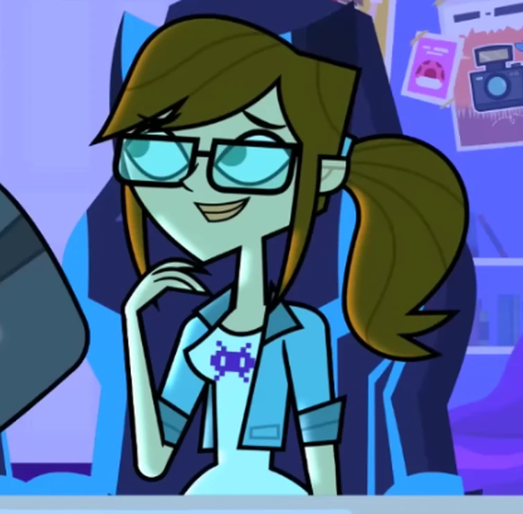 ally is so bbg and like shes literally my wife bc why have 2 hot wives ...