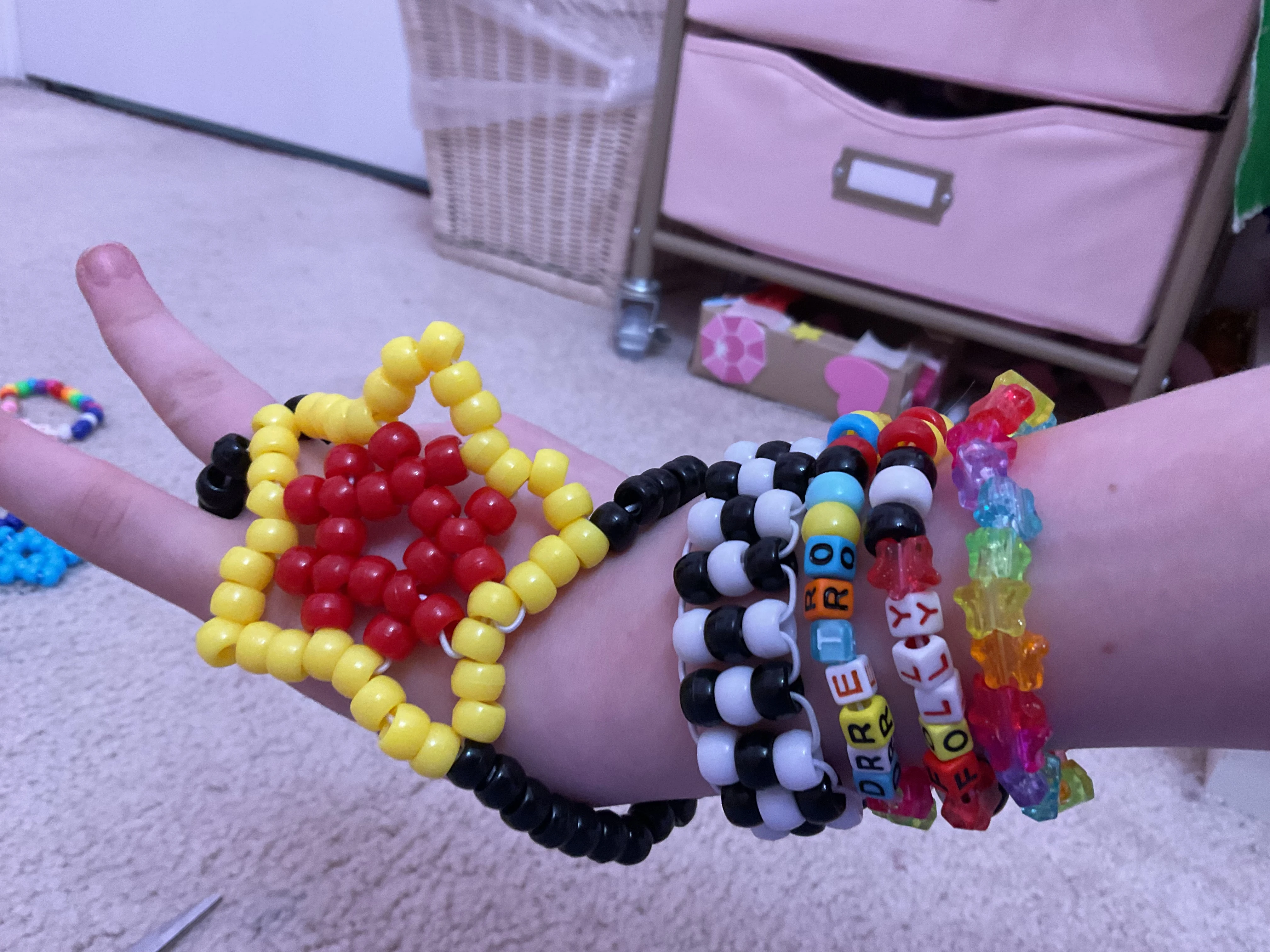 RetroFolly inspired Kandi Star glove :D | Fandom