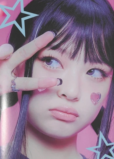 Which Hanni should be my pfp | Fandom