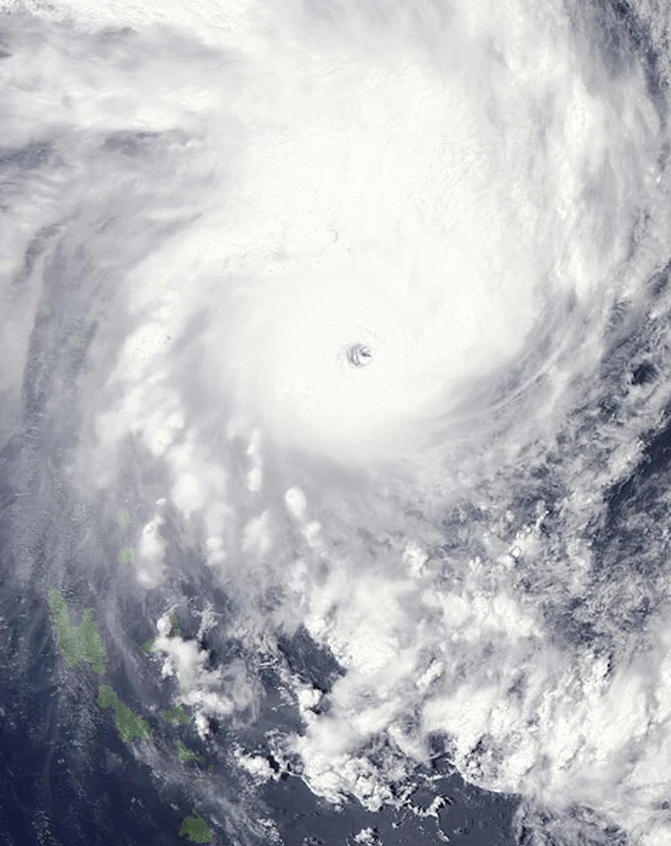 Twin Category 5 cyclones prowl the South Pacific Ocean- HypoEarth ...