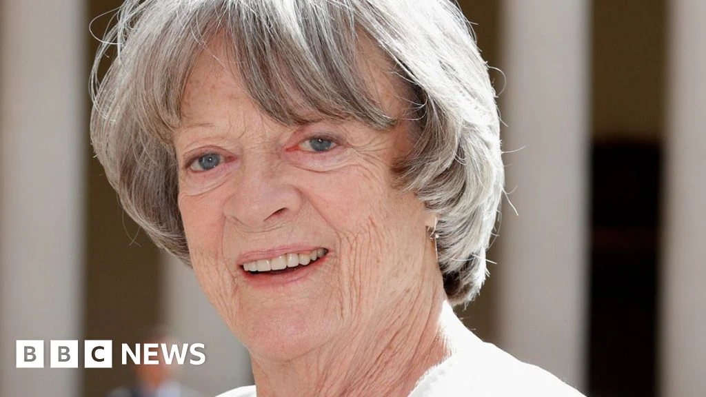 Minerva McGonagall actress Maggie Smith has died. :( | Fandom