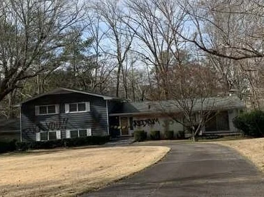 The Reid House (Location) | Chad Wiki | Fandom