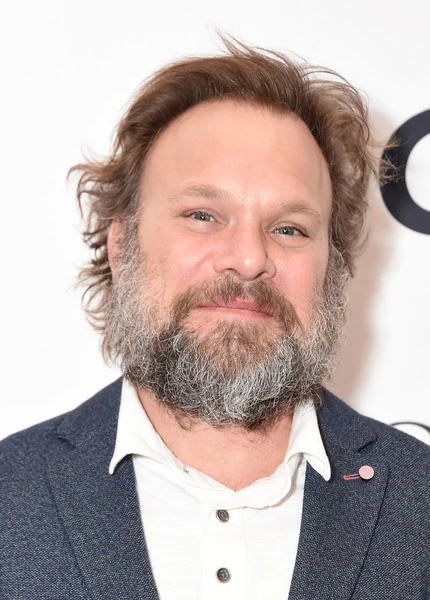 Norbert Leo Butz | Debris Wiki | Fandom
