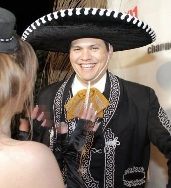 Willy Roberts | Channel 101 Wiki | Fandom