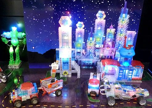 Lite Brix | Character Building Wiki | Fandom