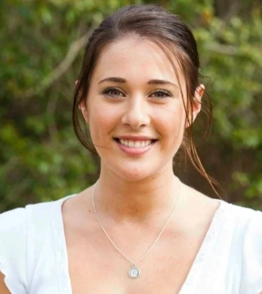 Evie McLaren | Character-community Wiki | Fandom