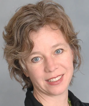 Category:Characters dubbed by Caroline Ruprecht | Character-community ...