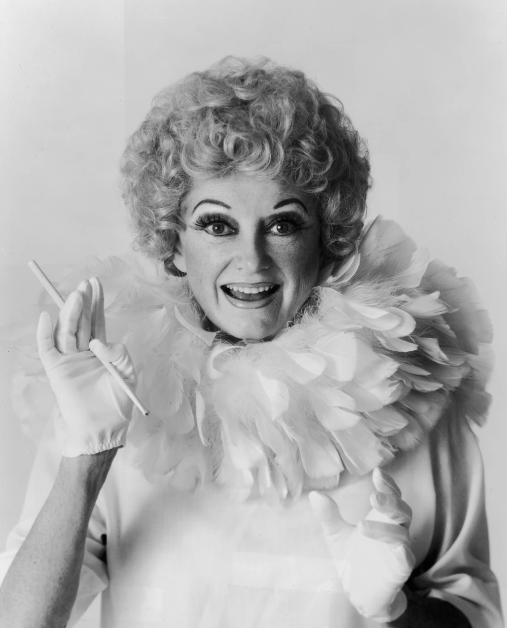 Phyllis Diller | Characters Media Wiki | Fandom
