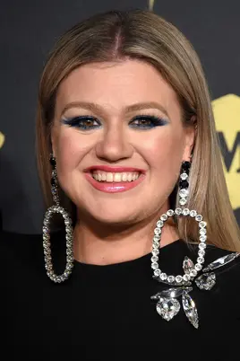 Kelly Clarkson | Characters Media Wiki | Fandom