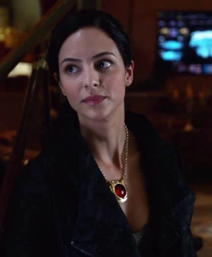 Zari Tomaz | Characters of Fiction Wiki | Fandom