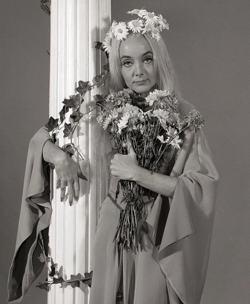 Ophelia Frump | Fictional Characters Wiki | Fandom