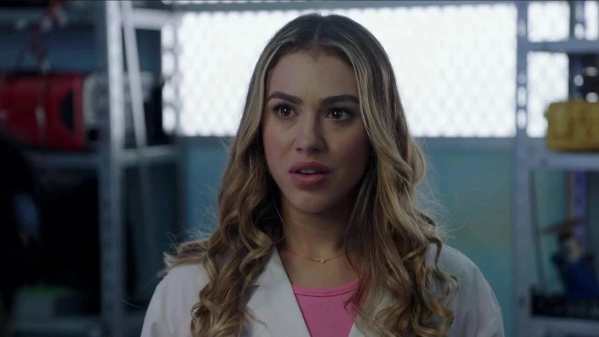 Sarah Thompson | Fictional Characters Wiki | Fandom