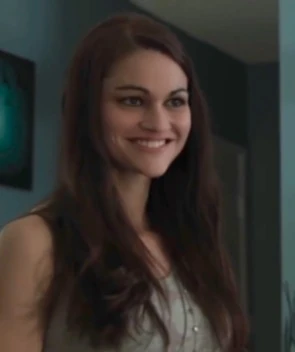 Sloane Fox | Fictional Characters Wiki | Fandom