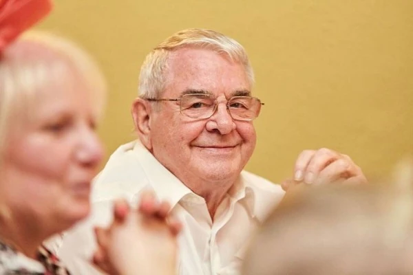 Ken Barrie | Charlie Chalk Wiki | Fandom