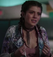 Chloe Periwinkle | Charmed Wiki | Fandom