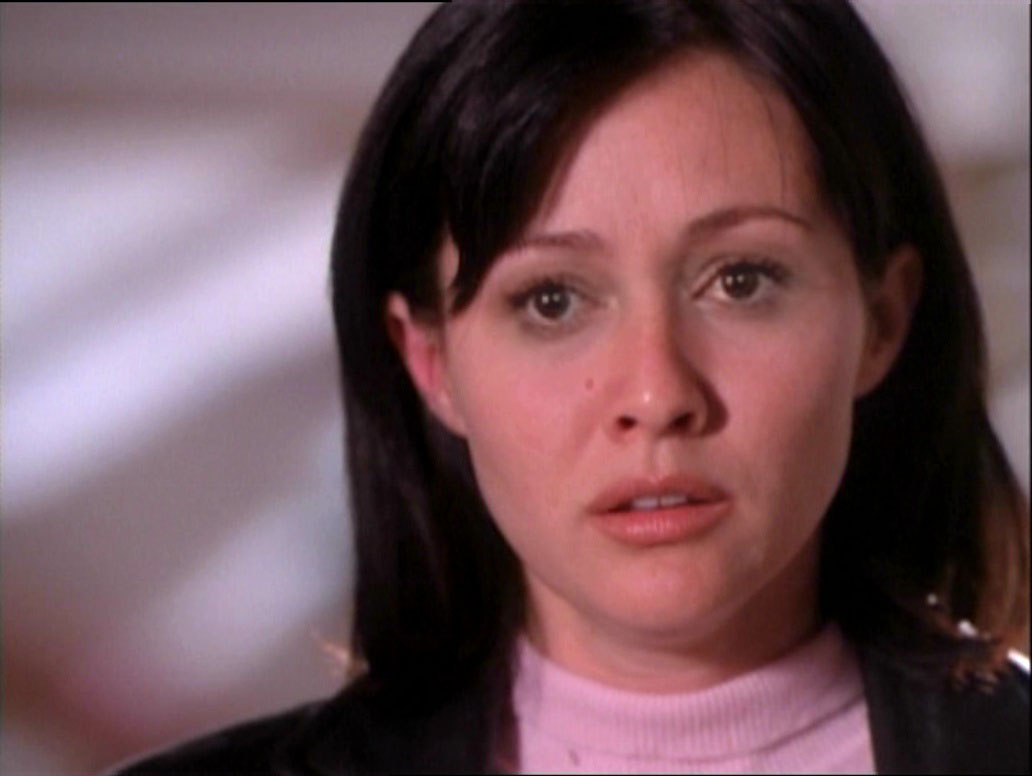 User Blog Andyman14 What Is Wrong With This Picture Charmed Fandom user-blog-andyman14-what-is-wrong-with-this-picture-charmed-fandom